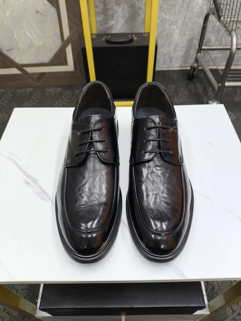 Accurate model Prada Business Shoes