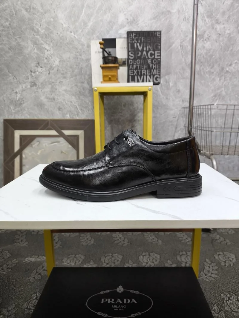 Accurate model Prada Business Shoes