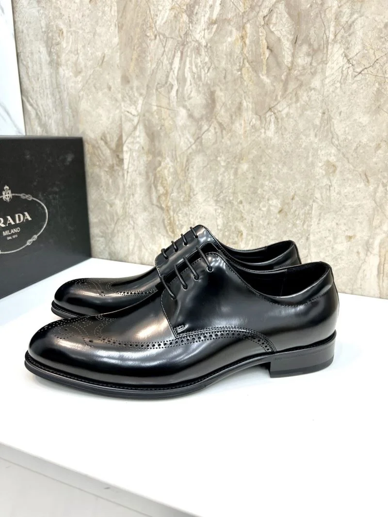 Accurate model Prada Business Shoes
