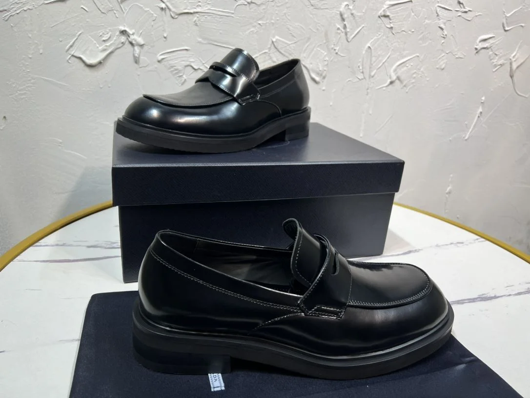 Value-priced Prada Business Shoes