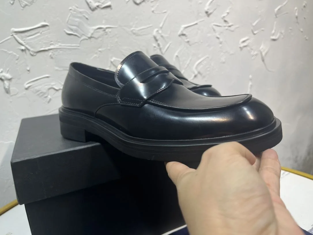 Value-priced Prada Business Shoes