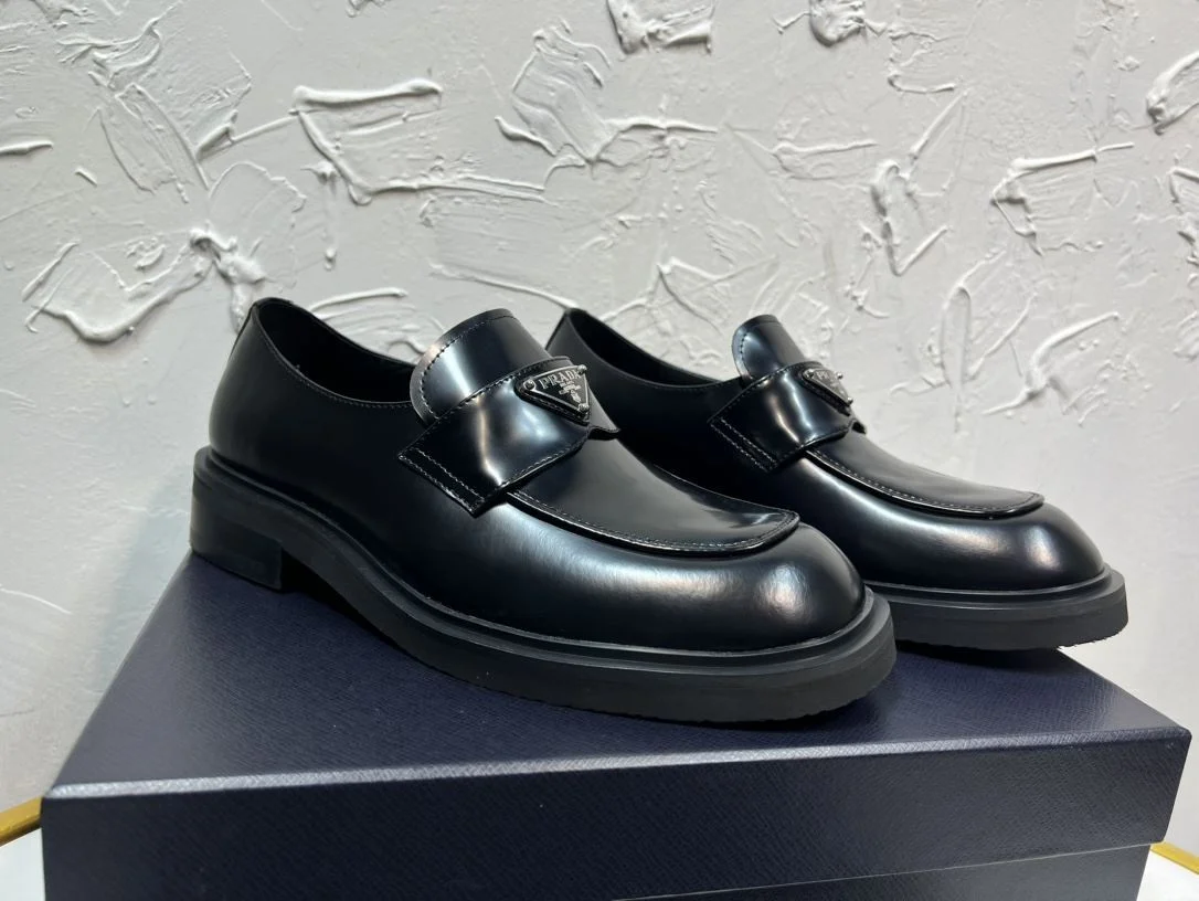 Original Prada Business Shoes