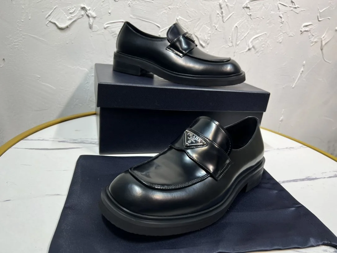 Original Prada Business Shoes