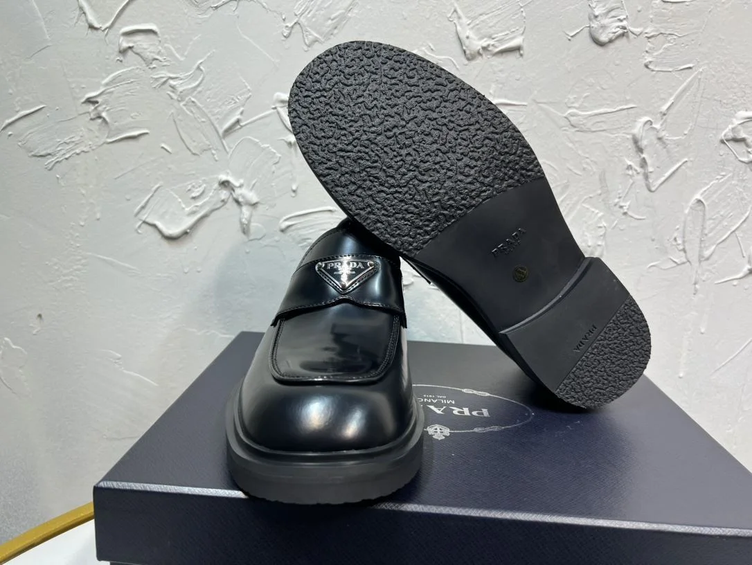 Original Prada Business Shoes