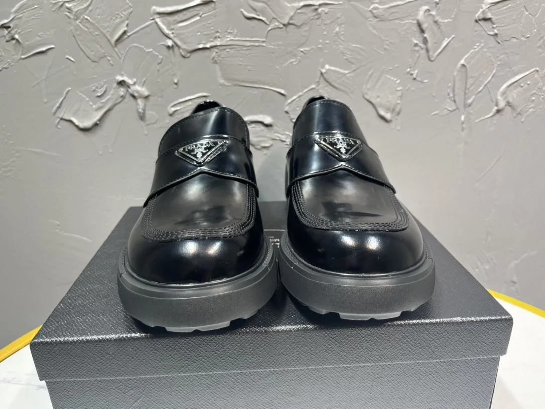 Discounted Prada Business Shoes