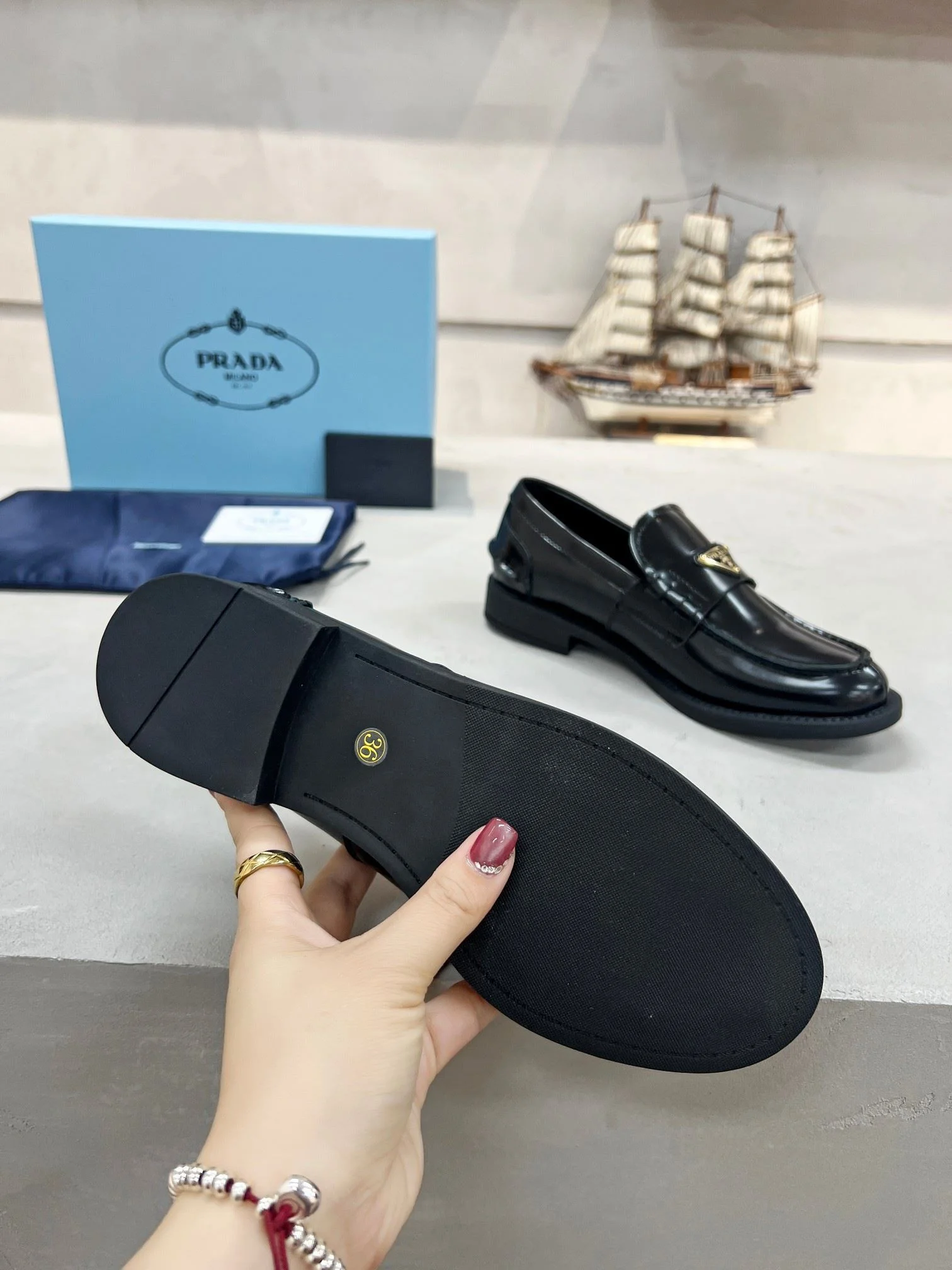 Original Prada Business Shoes