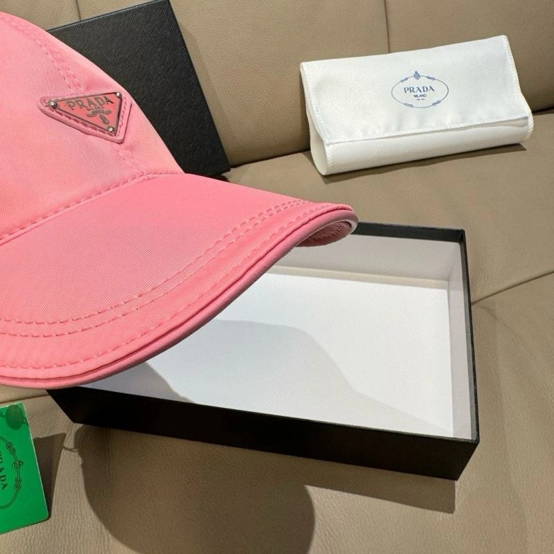 Mirror quality Prada Caps