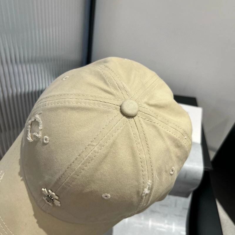 Top mirror Prada Caps