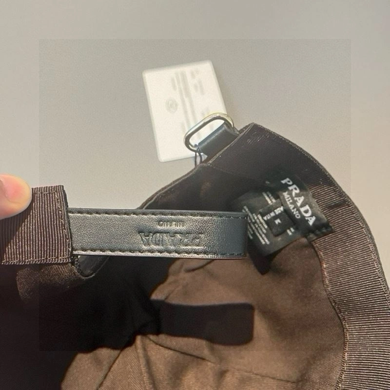 Brand-original Prada Caps
