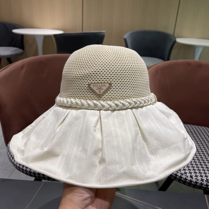 Top match Prada Caps