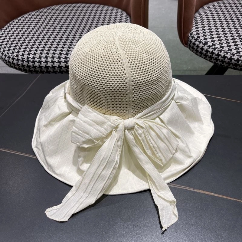 Top match Prada Caps