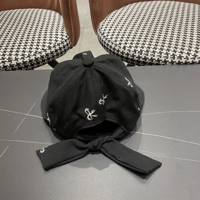 Top match Prada Caps
