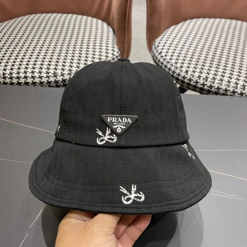 Top match Prada Caps