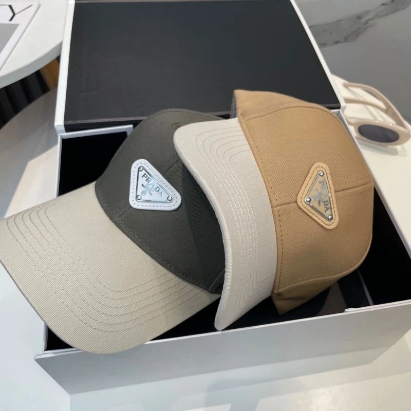 Top mirror Prada Caps