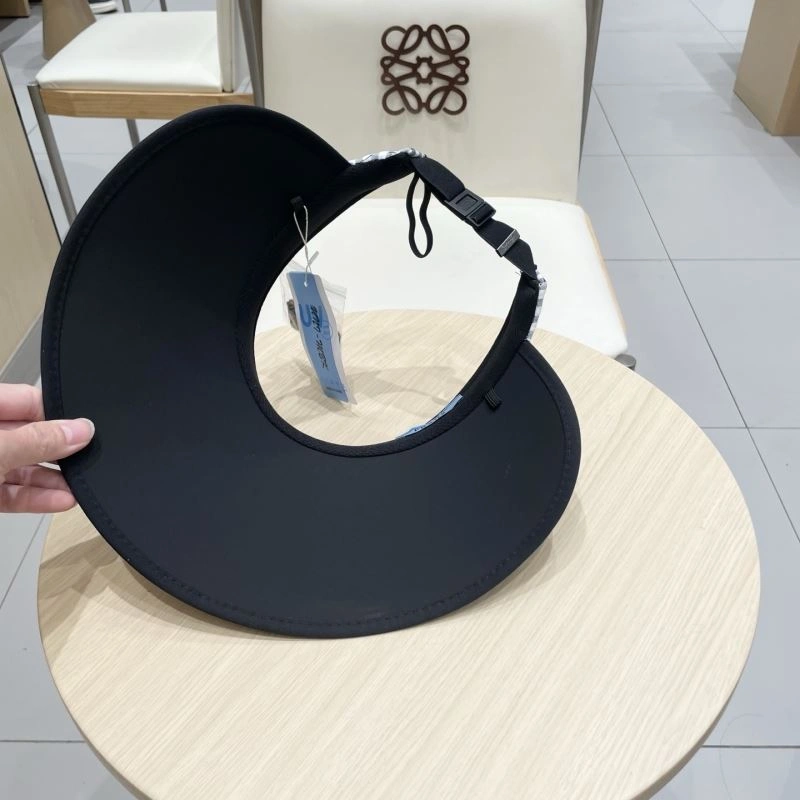 Low-cost Prada Caps