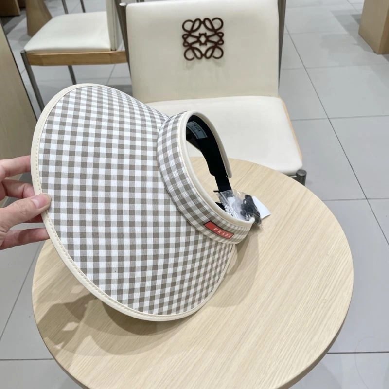 Top match Prada Caps