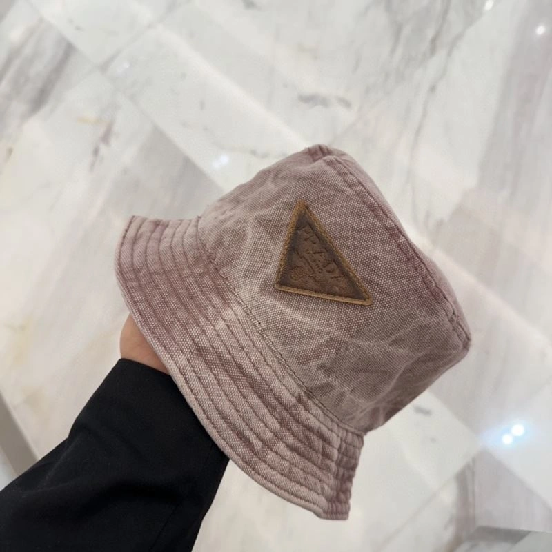 Top mirror Prada Caps