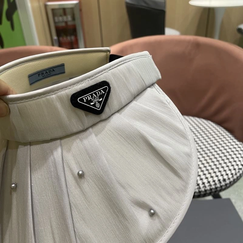 Top mirror Prada Caps