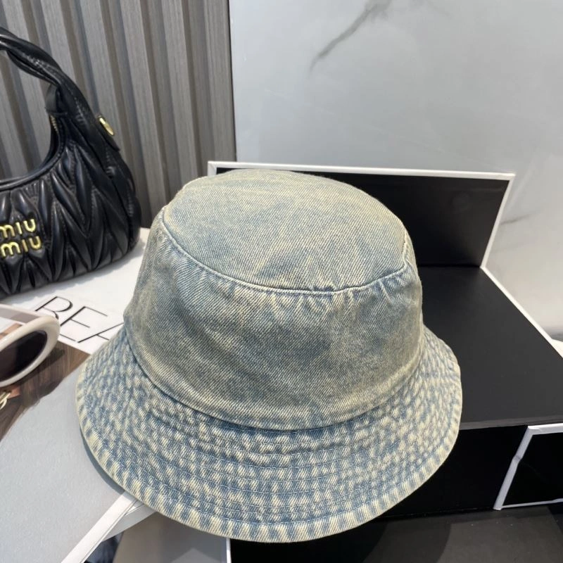 Top match Prada Caps