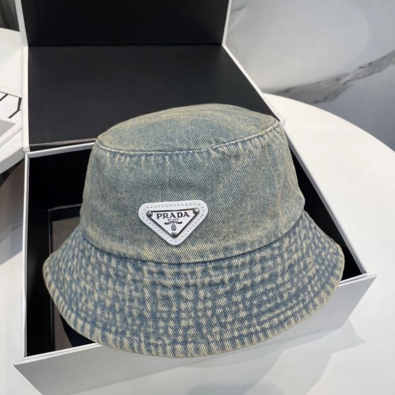 Top match Prada Caps