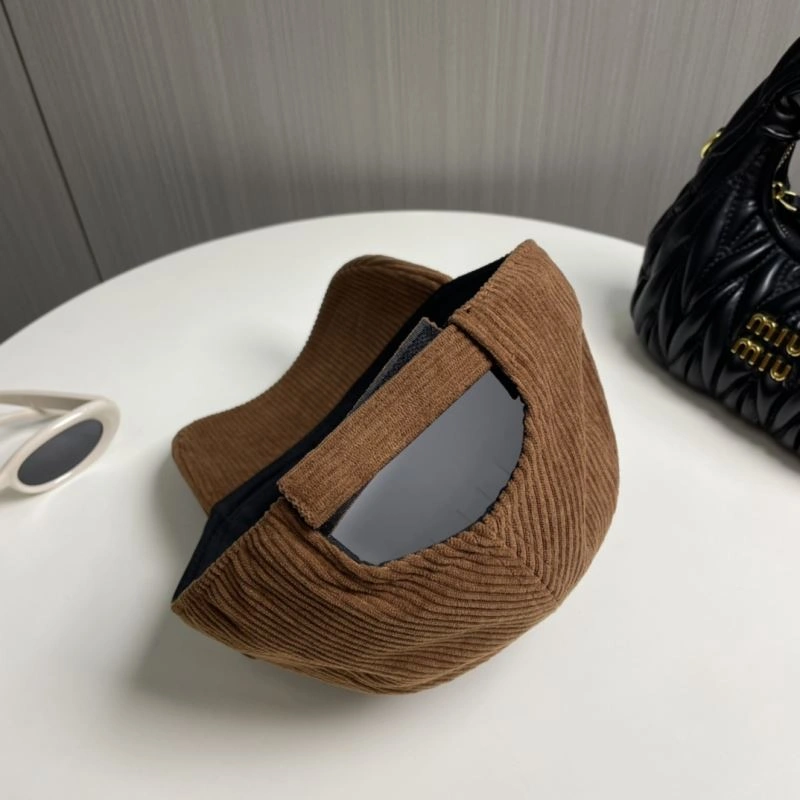 Top match Prada Caps