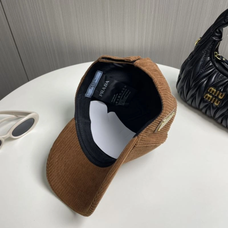 Top match Prada Caps