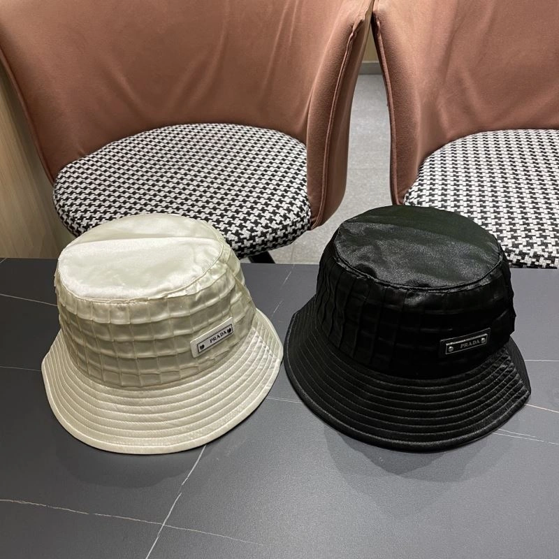 1:1 copy Prada Caps