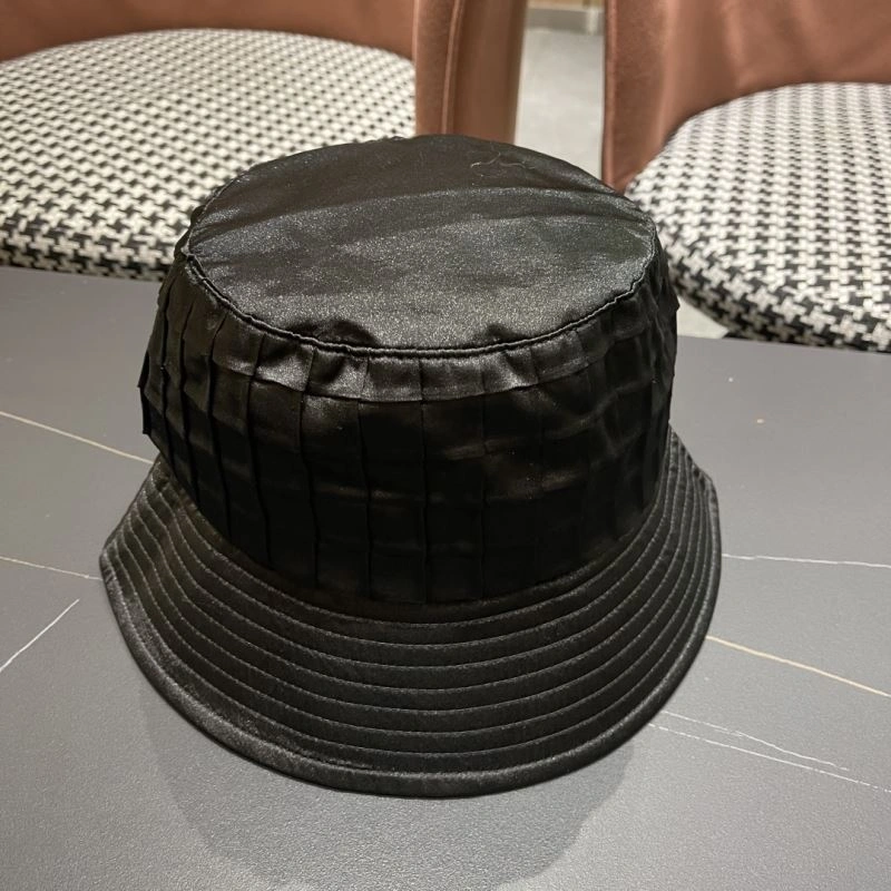 1:1 copy Prada Caps