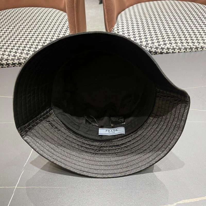 1:1 copy Prada Caps