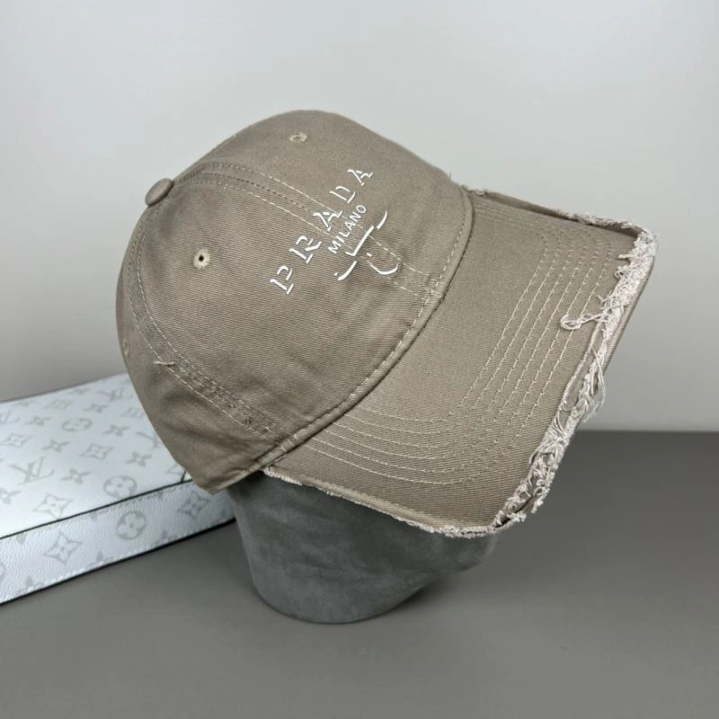 Low-cost Prada Caps
