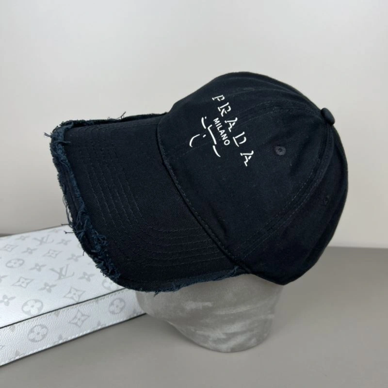 Top match Prada Caps