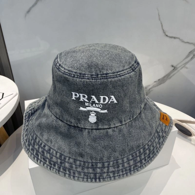Mirror quality Prada Caps