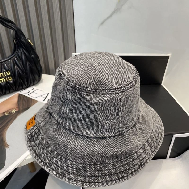 1:1 copy Prada Caps