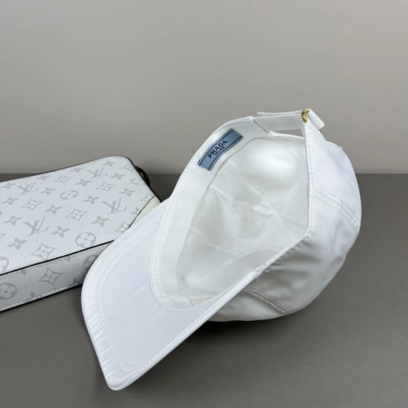Accurate model Prada Caps
