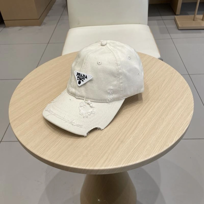 Top match Prada Caps