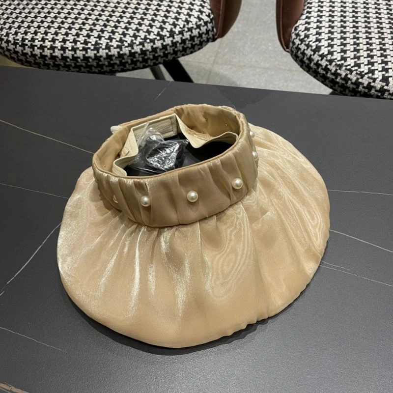 Top mirror Prada Caps