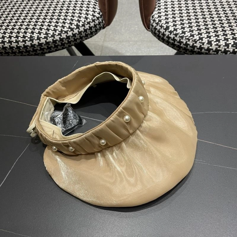 Top mirror Prada Caps
