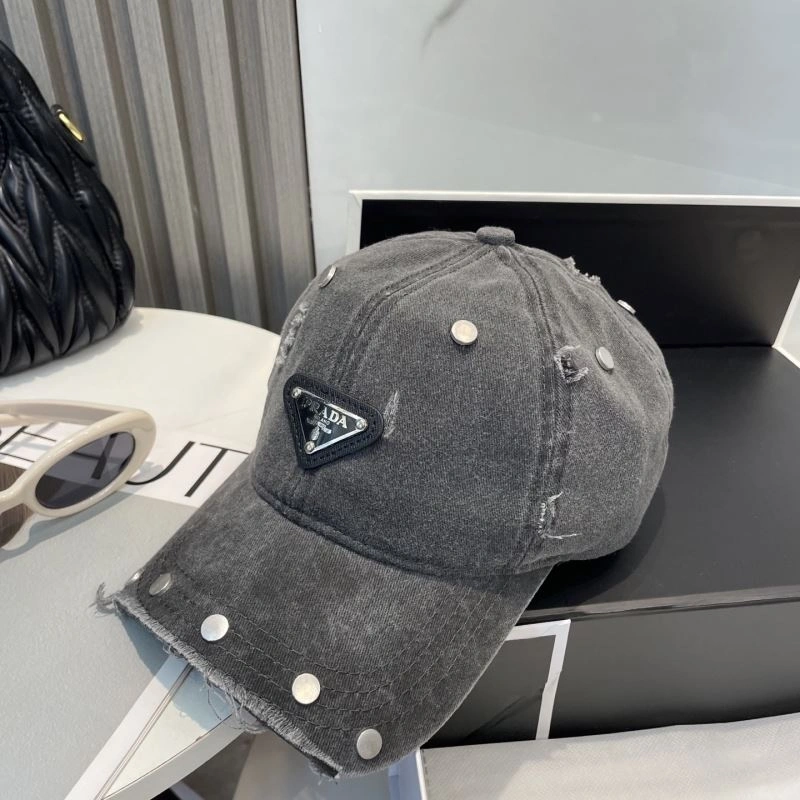 Accurate model Prada Caps