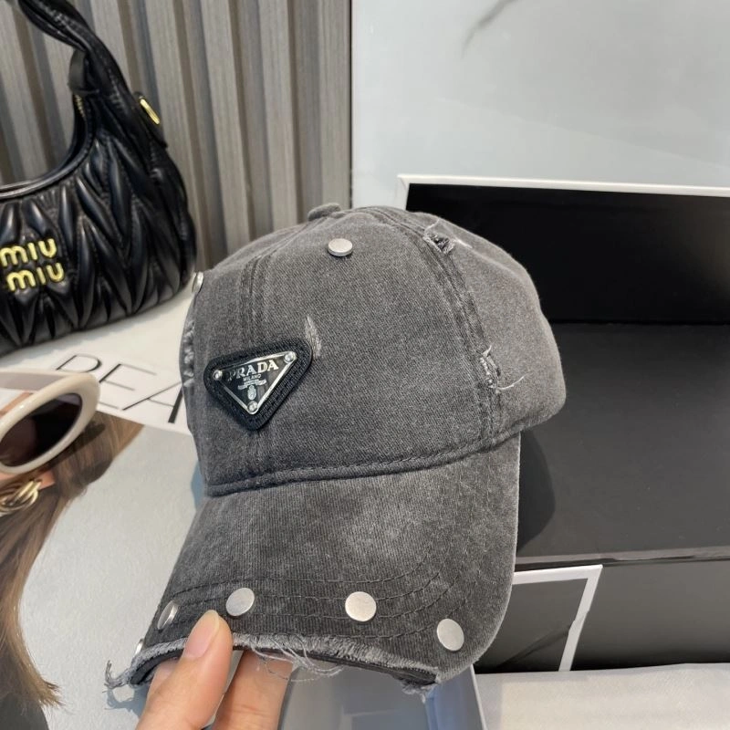 Accurate model Prada Caps