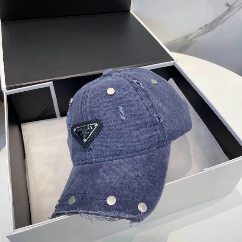 Top match Prada Caps