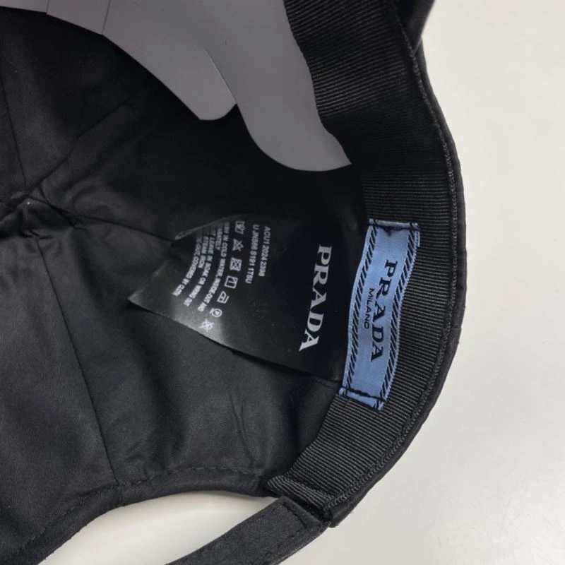 1:1 copy Prada Caps