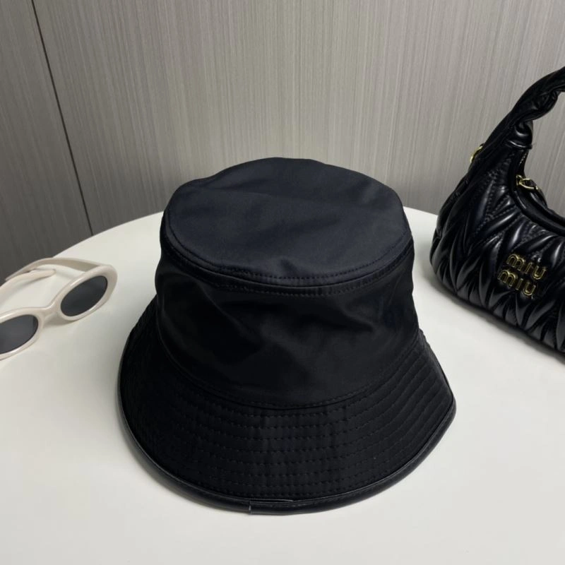 Mirror quality Prada Caps