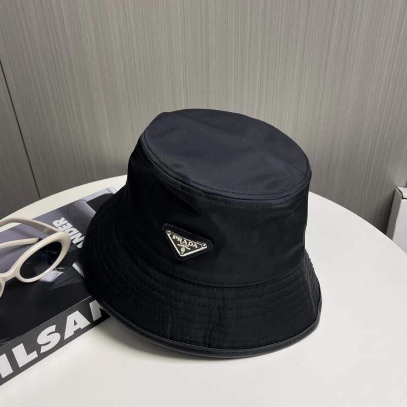 Mirror quality Prada Caps