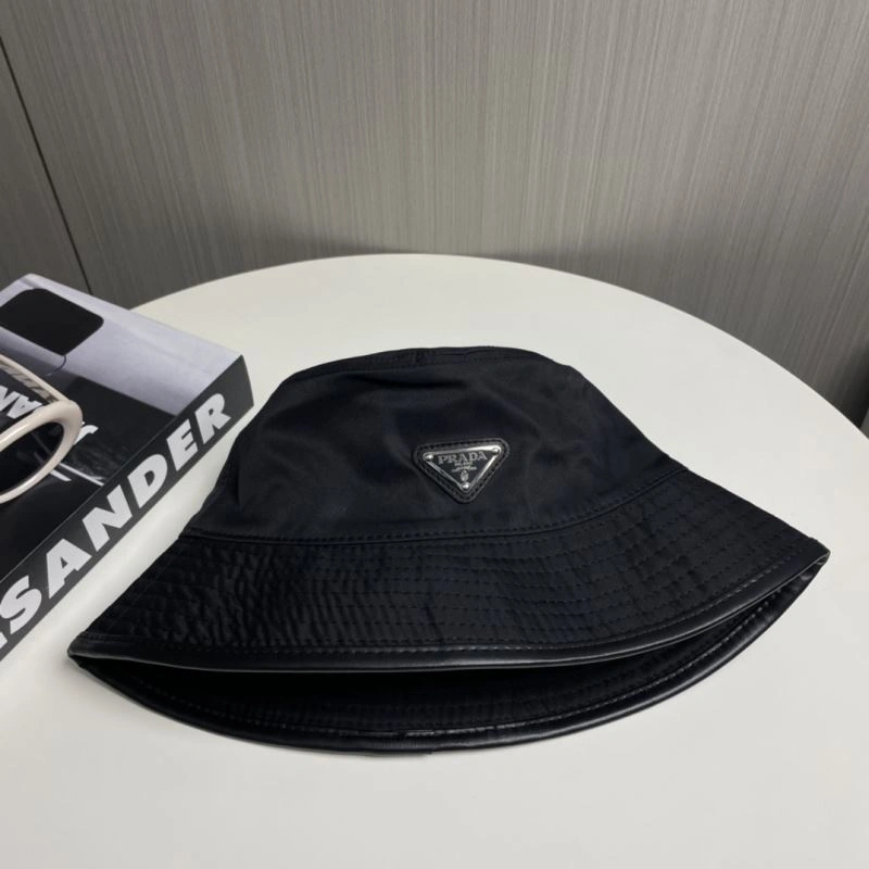 Mirror quality Prada Caps