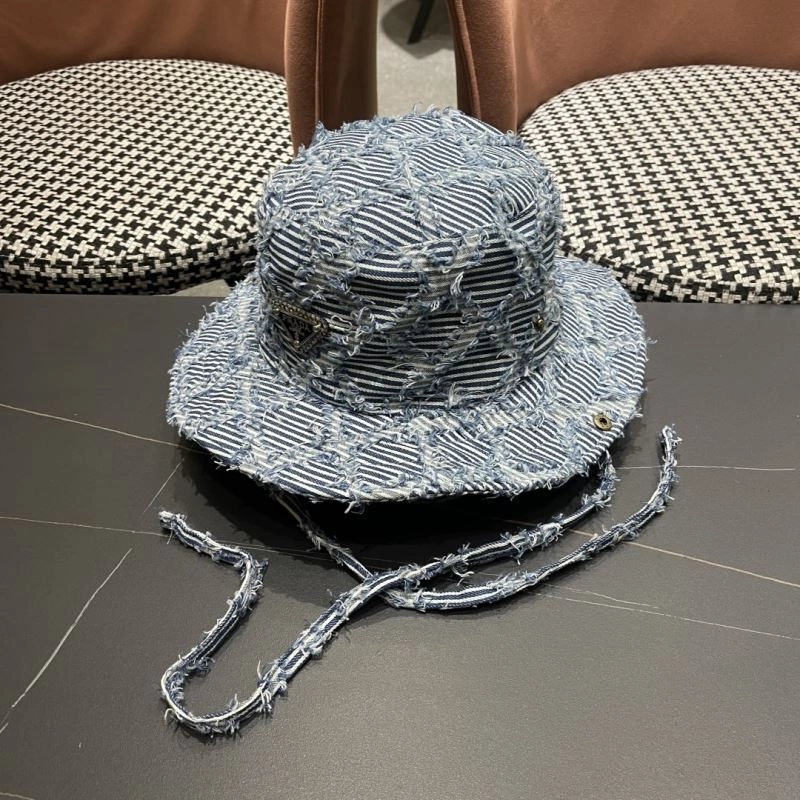 Top match Prada Caps