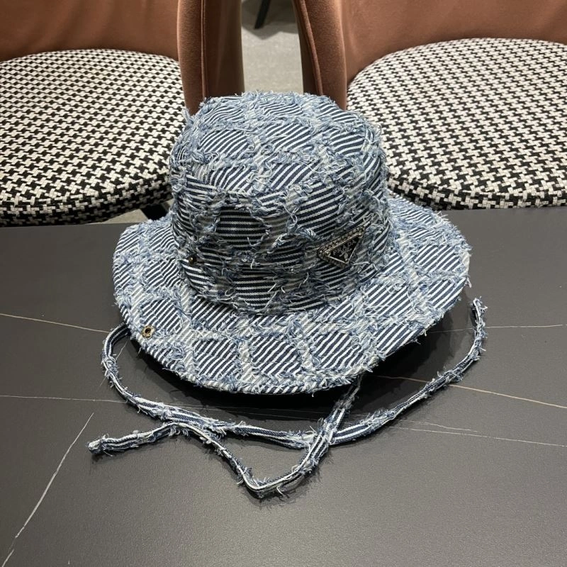 Top match Prada Caps