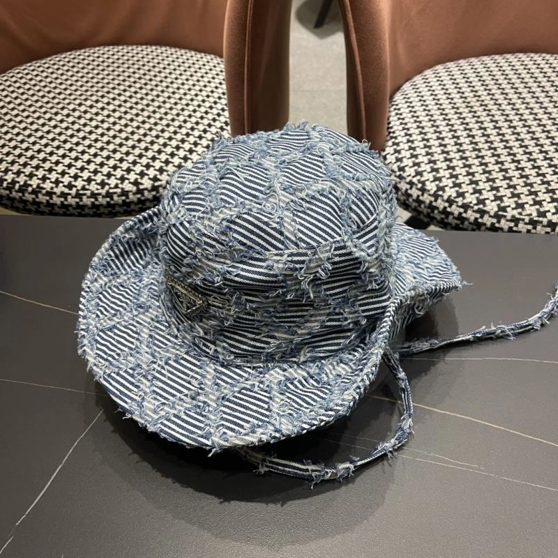 Top match Prada Caps
