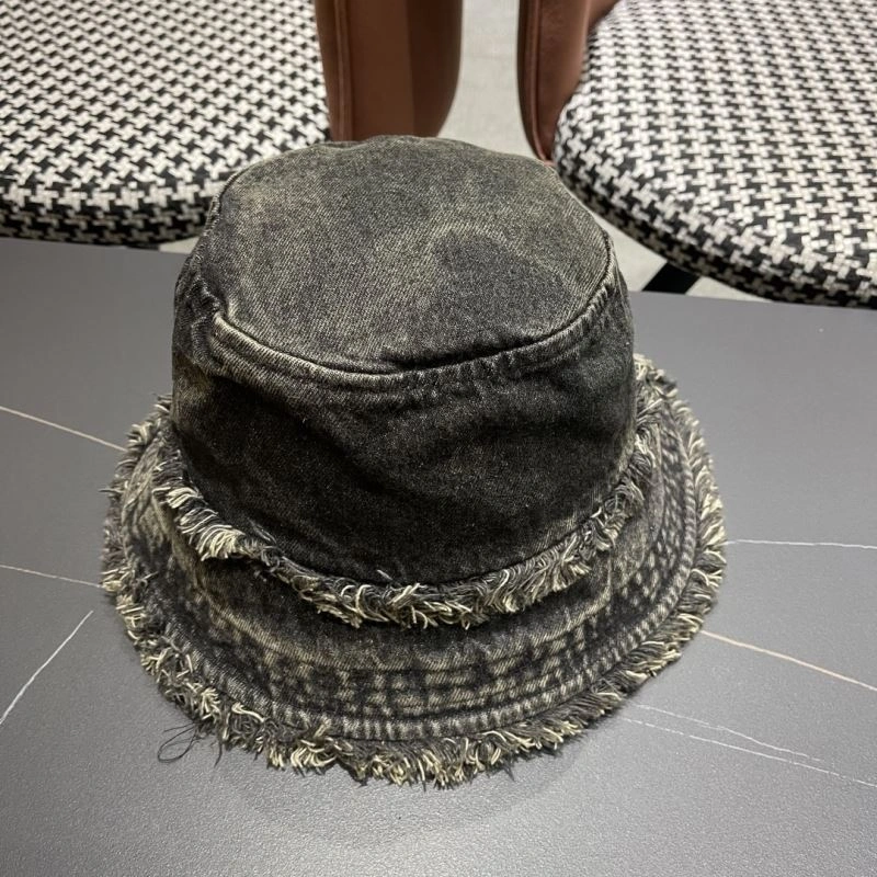 Brand-original Prada Caps