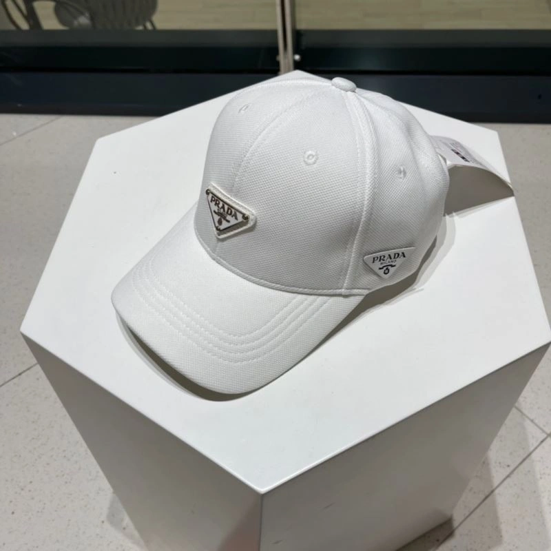 High accuracy Prada Caps