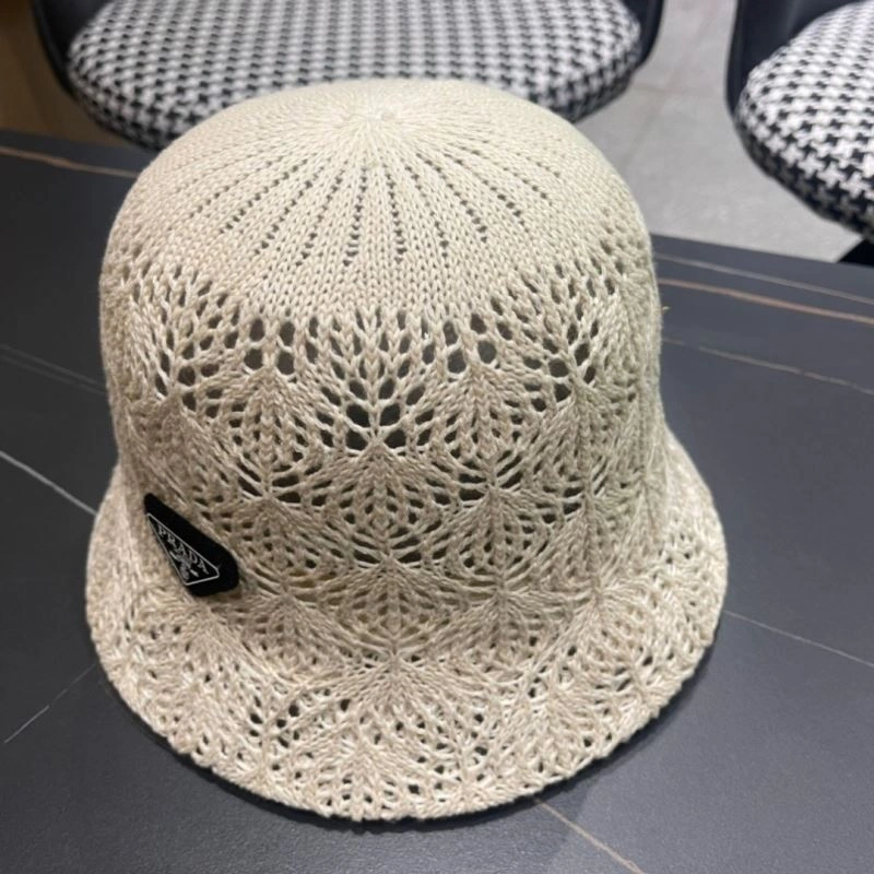 Top mirror Prada Caps